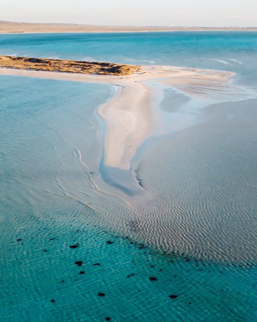 The PERFECT Perth to Exmouth Road Trip Itinerary + FREE Map