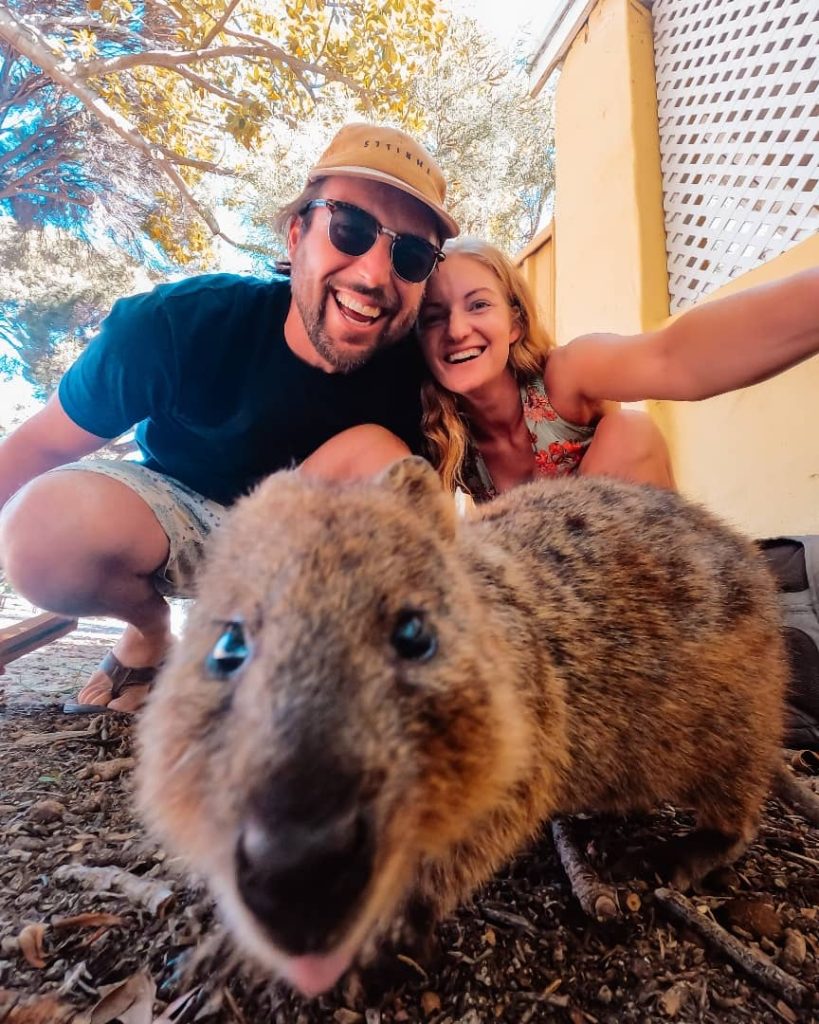 Sign up - FB ads - Lead Magnet 100 things to do in WA - Salt and Charcoal